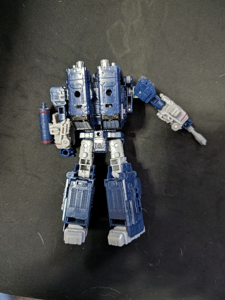 Transformers Legacy Soundwave Voyager Class Hasbro | eBay