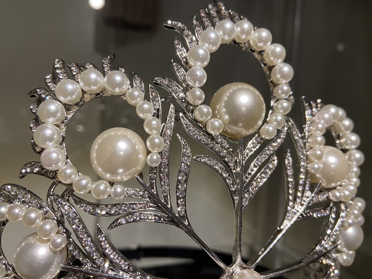 Mikimoto Pearl Crown
