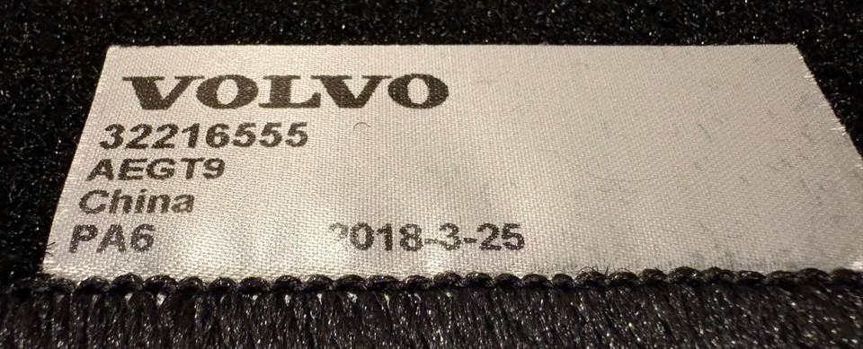 Volvo XC60 OEM black carpet Floor Mats 2018 - 2025 New Open Pkg ...