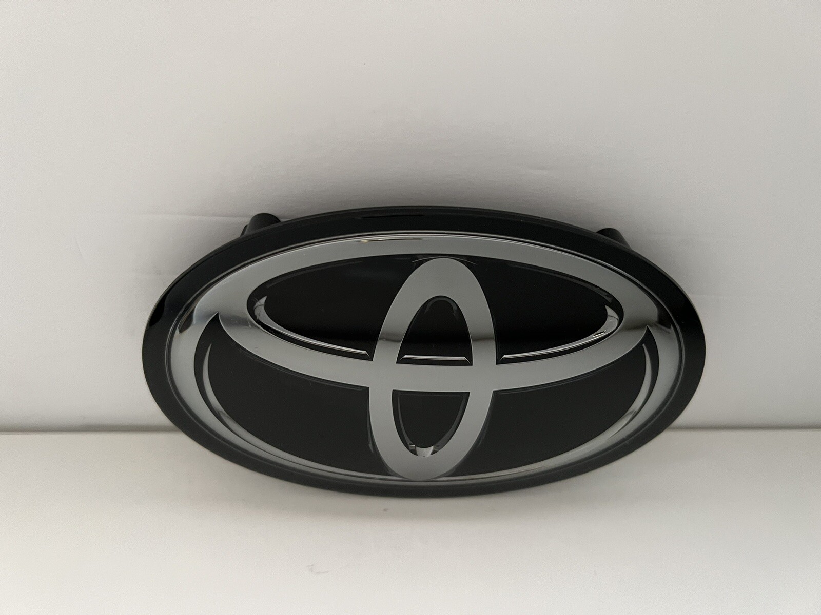 GENUINE TOYOTA 5314133130 MANY MODELS Emblem Assy, Radiator Grille ...