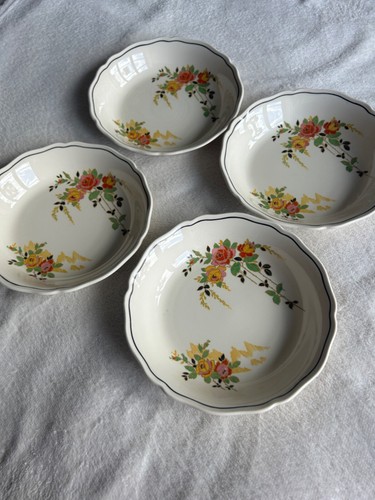 Royal Doulton Rosslyn Pattern D5399 Soup Bowls (set of 4) - 19.5CM ...