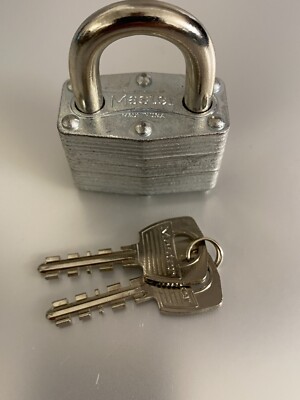 Master Lock Padlock Milwaukee Wis Laminated Rust-Proof 2 Keys USA Made ...