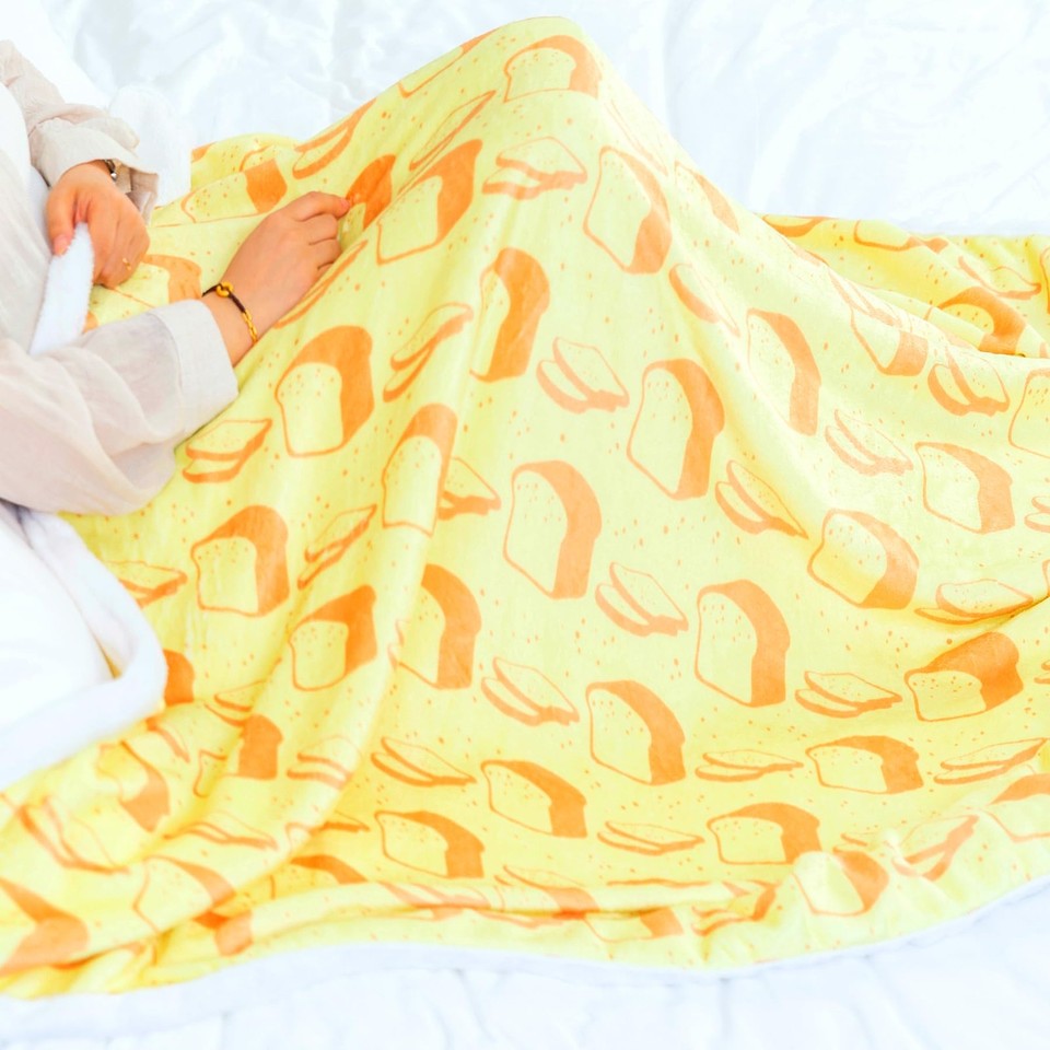 Toasts Blanket Cute Cartoon Food Theme Throw Blanket Yellow Toast ...