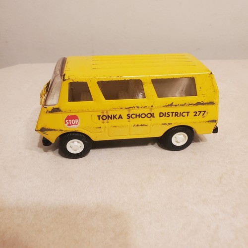 VINTAGE TONKA SCHOOL DISTRICT 277 BUS 55360 USA MADE WORKS WELL NICE ...