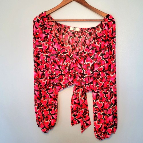 Madden NYC Juniors Heart Pattern Cropped Long Sleeve Back Tie Top Size ...