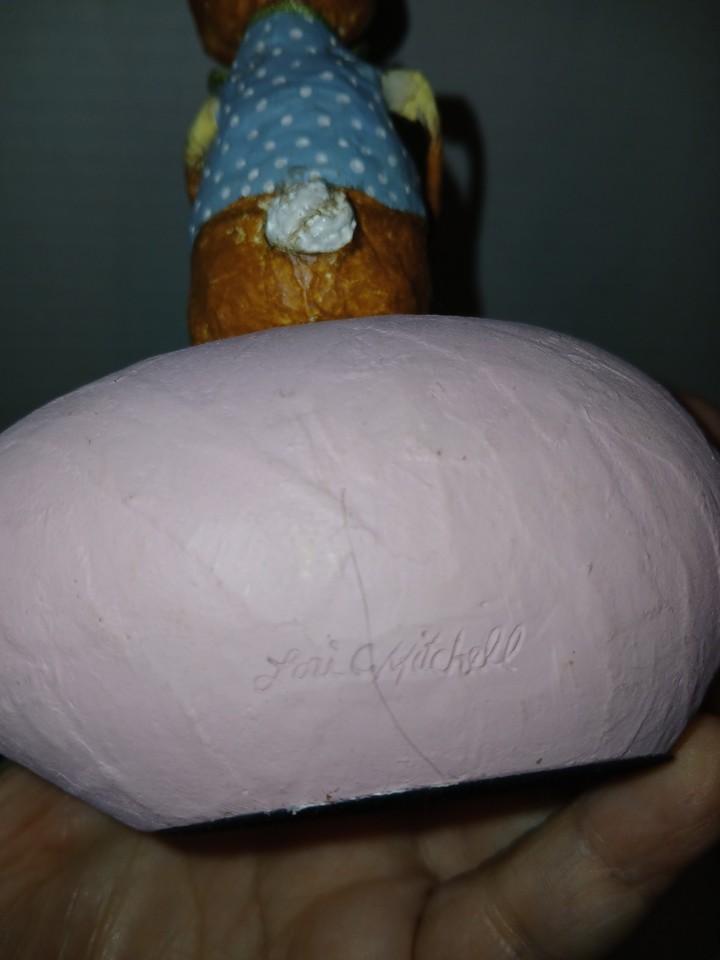 Lori Mitchell Easter Bunny Rabbit On Pink Egg RARE | eBay