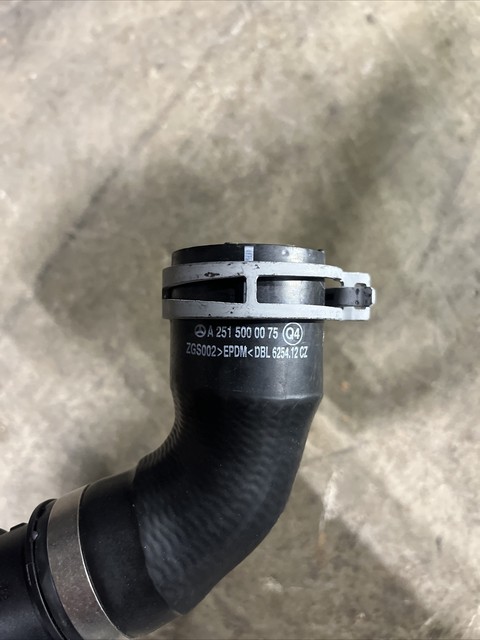 MERCEDES Mercedes-Benz OEM 08-11 R350 Radiator Coolant-lower Hose ...