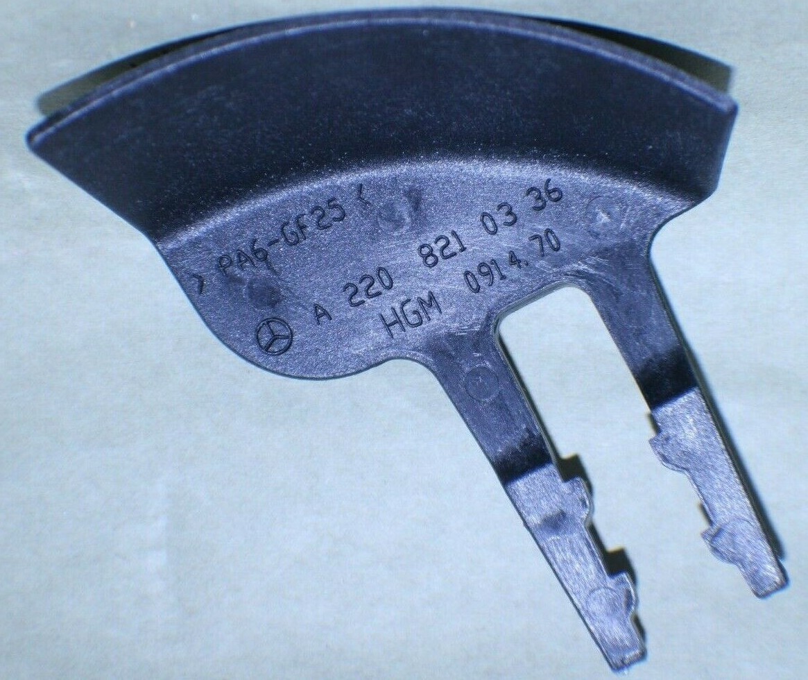 Mercedes Benz Trunk Trim Piece Boot Lid Used S430 S500 W220 A2208210336 ...