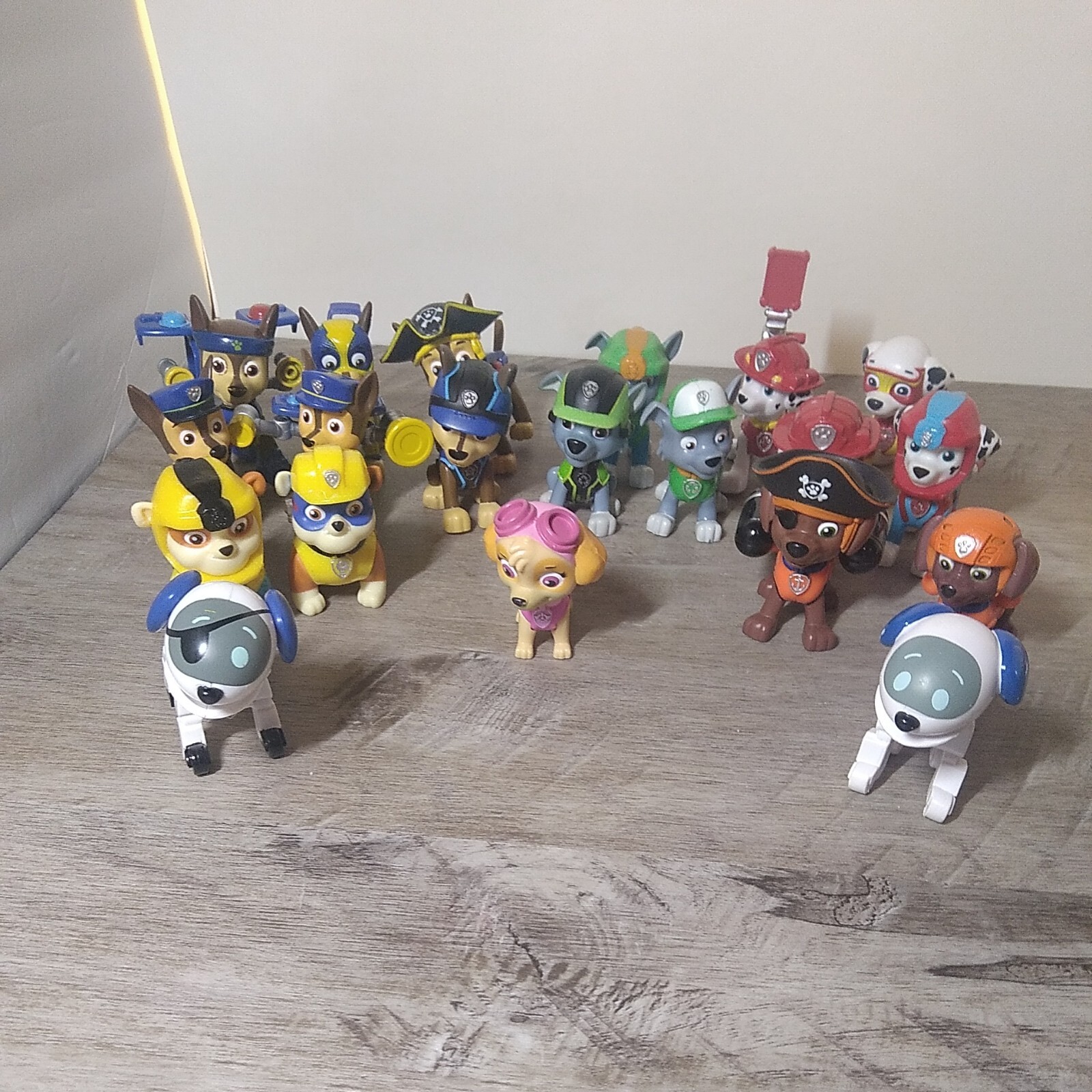 Paw Patrol Figures Huge Lot of 29 SML Spin Master Action Figure Toys ...