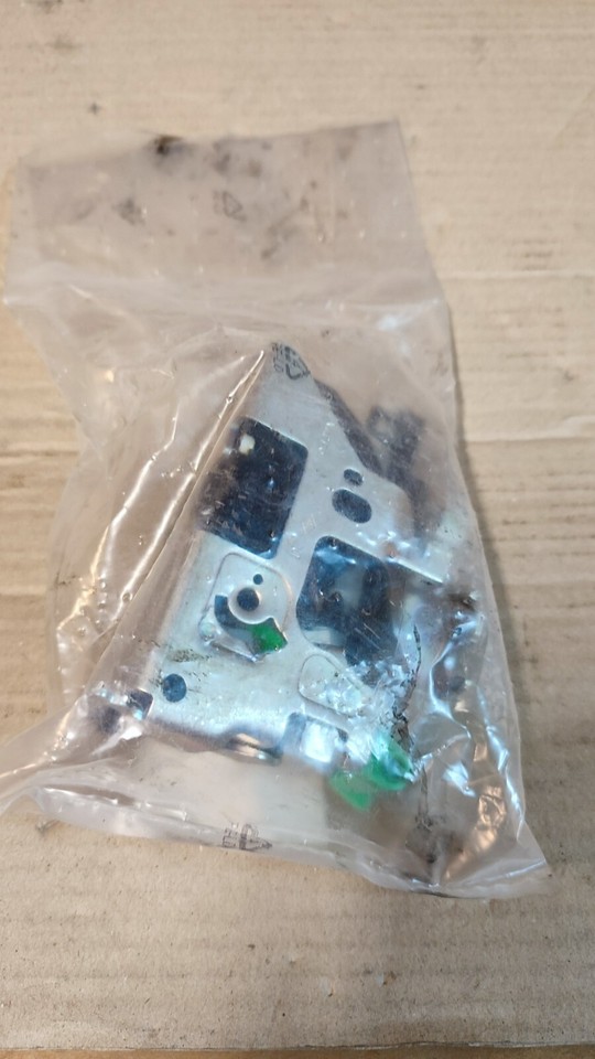 RENAULT Kangoo Door Lock Mechanism Right Rear !!NEW!! !!GENUINE ...