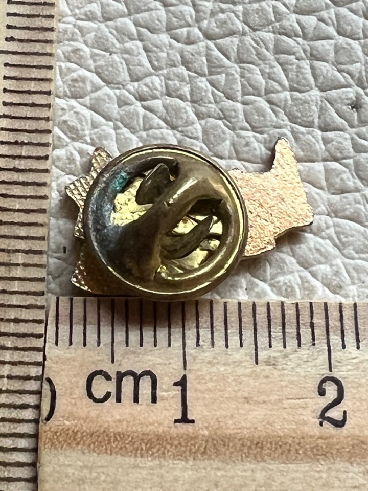 ROMAN / CAVEMAN IN POLICE HELMET COLLECTIBLE TIE pin badge | eBay