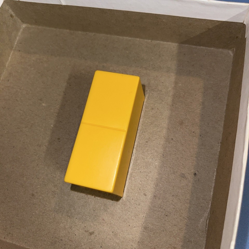 Vtg Fisher Price Little People SESAME STREET YELLOW TV Grover Apartment ...