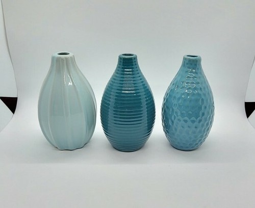 Set of 3 Bud Vases Trio in Shades of Blue, Textured Ribbed, Spiral and ...