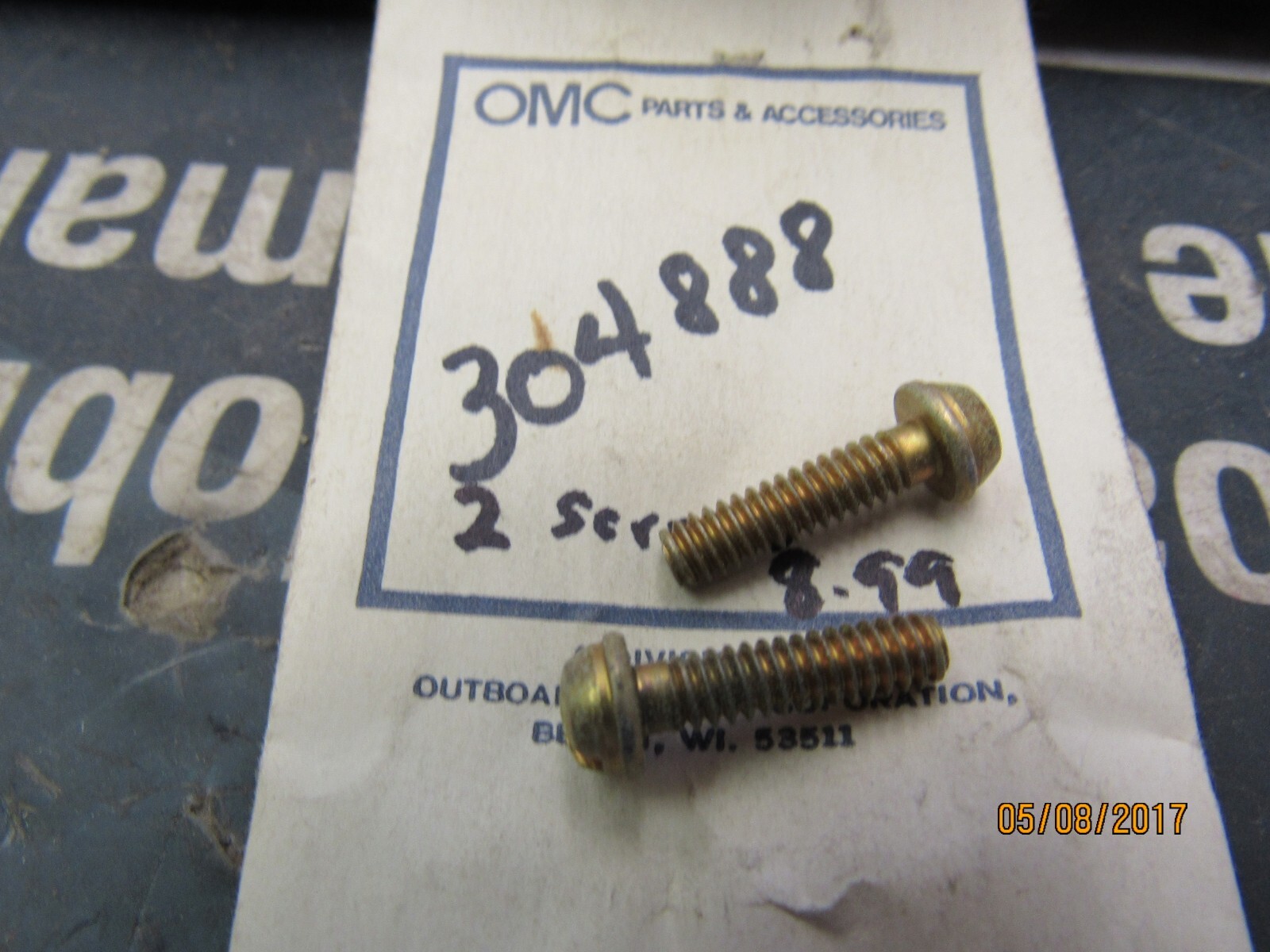 2 NEW OEM OMC JOHNSON EVINRUDE SCREWS 304888 | eBay