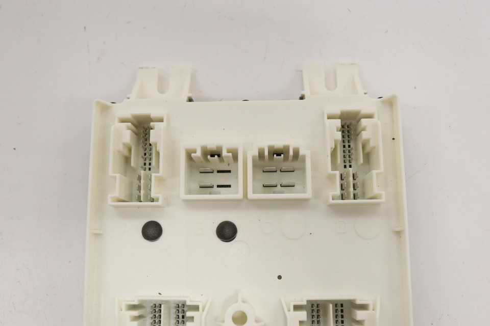 2020 CHRYSLER VOYAGER BODY CONTROL MODULE UNIT BCM BCU OEM 68424600AD ...