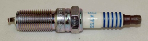 Set of 8 Genuine Motorcraft SP530 Iridium Spark Plugs Ford AYFS32YR ...