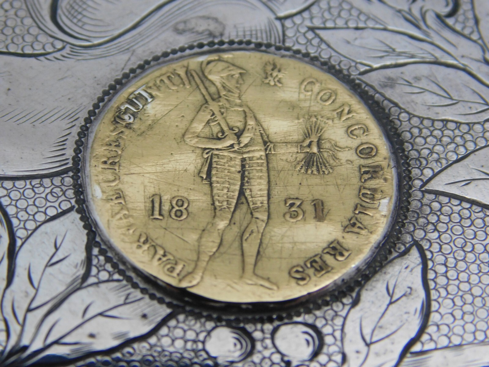 DOSE – SCHATULLE – MÜNZDOSE MIT GOLDMÜNZEN SILBER 12 LOT UM 1871 | eBay.de