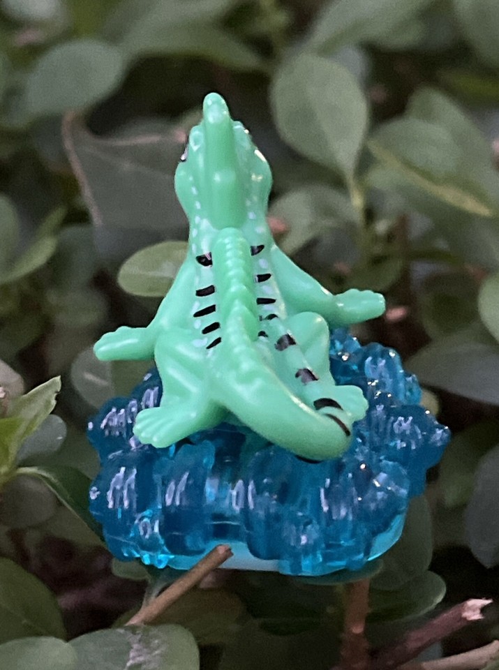 Kinder Surprise Toy Natoons IGUANA DV051 Lizard Green Collectible ...