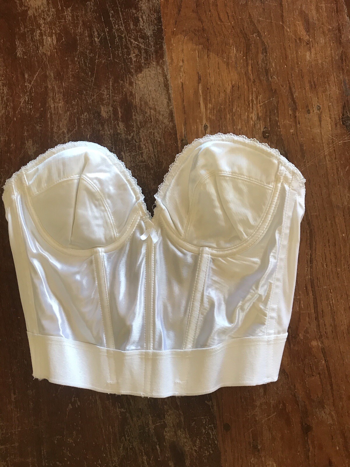 VTG Victoria Secret white satin bustier shaper bra to… - Gem