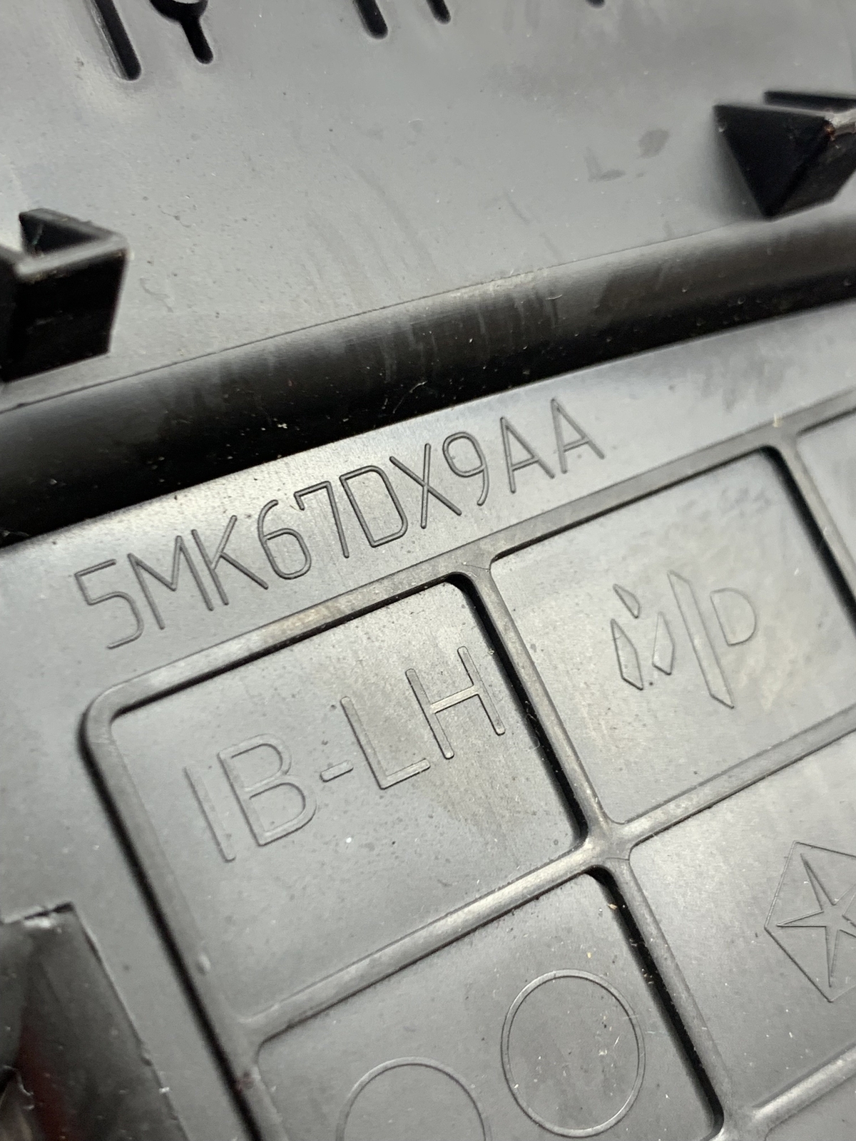 2013-2018 Dodge Ram 1500 Dash Center Left Side Air Vent 5MK67DX9AA for ...