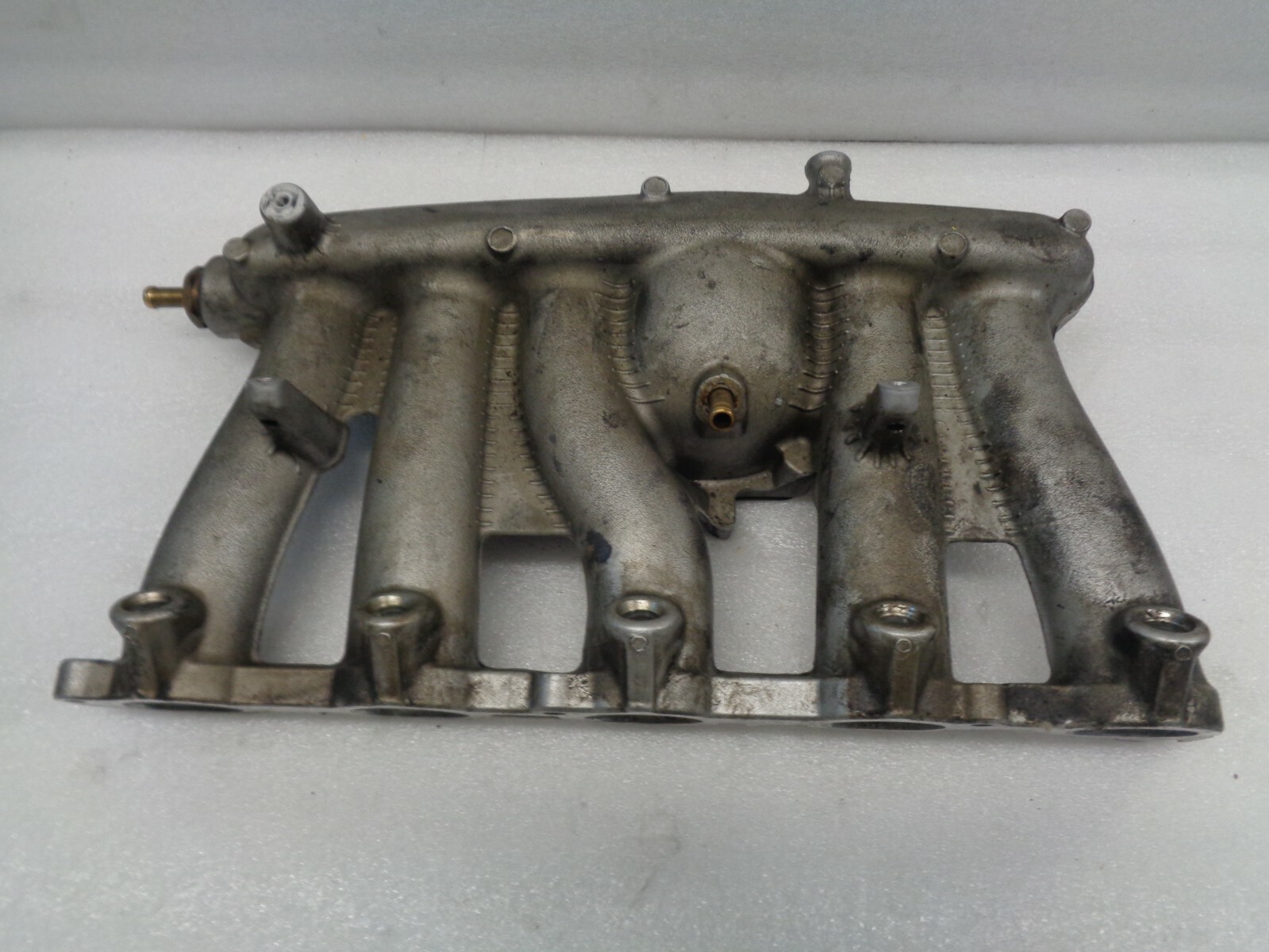 2002-2009 Volvo XC90 Engine Air Intake Manifold Turbo 09488033 OEM ...