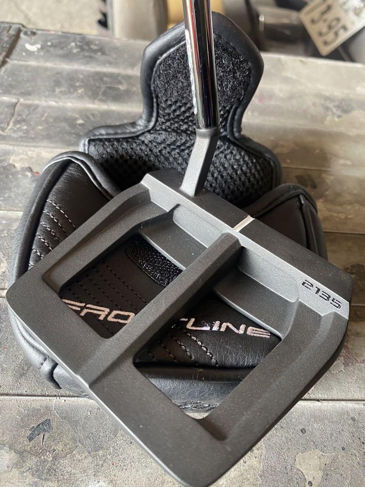 Cleveland FRONTLINE ISO 2135 Putter With Cover Cool Black | eBay
