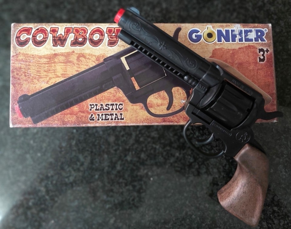 GONHER 8 shot cap gun plastic and metal revolver pistol Cowboy Toy play ...