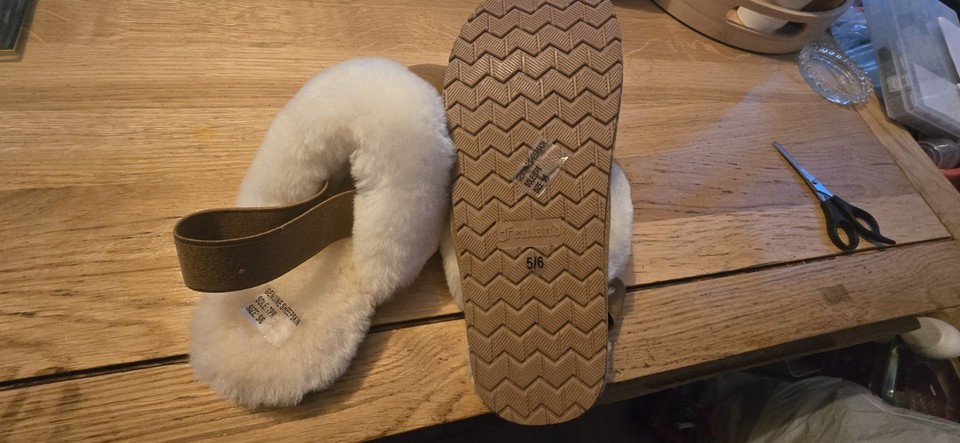 Brand New Womens Slippers Size 5/6 Sheep skin Lining | eBay UK