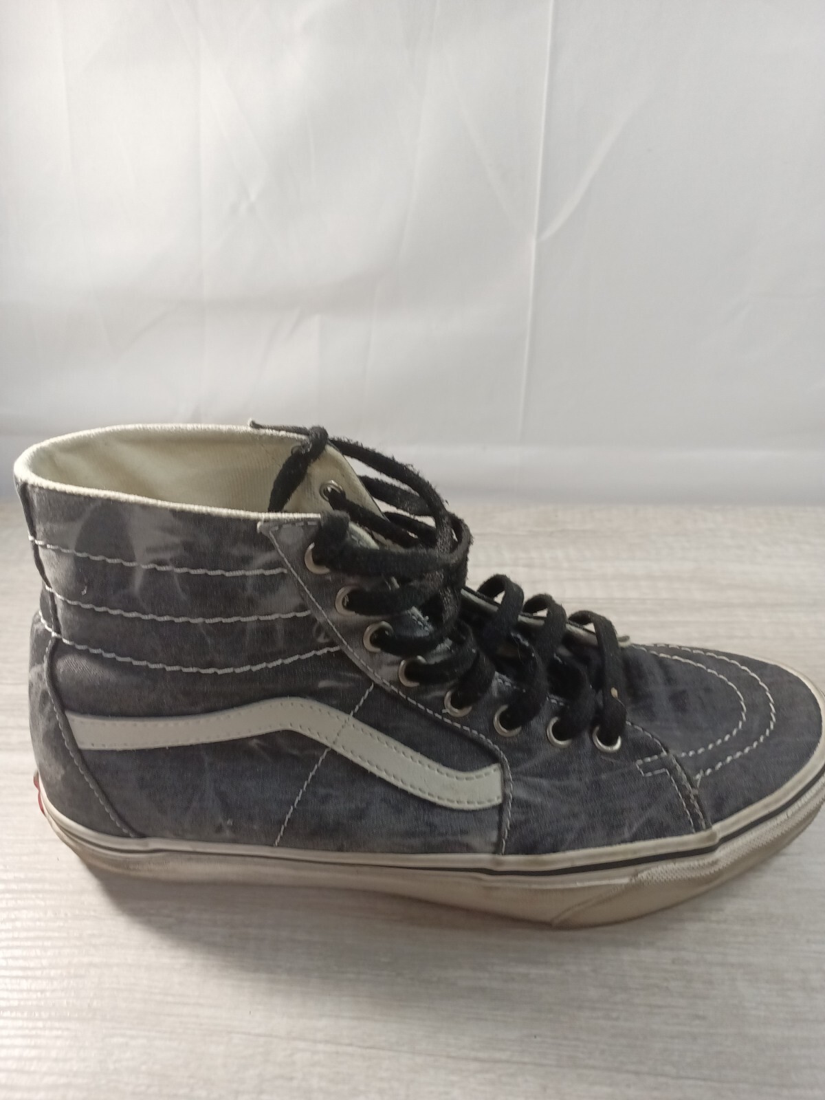 Vans Denim Destroy shoes men 8.5 Or Women's 10 used - Gem