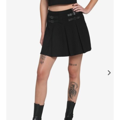 Hot Topic Junior's Double Buckle Accent Pleated Mini Skirt Emo Goth ...