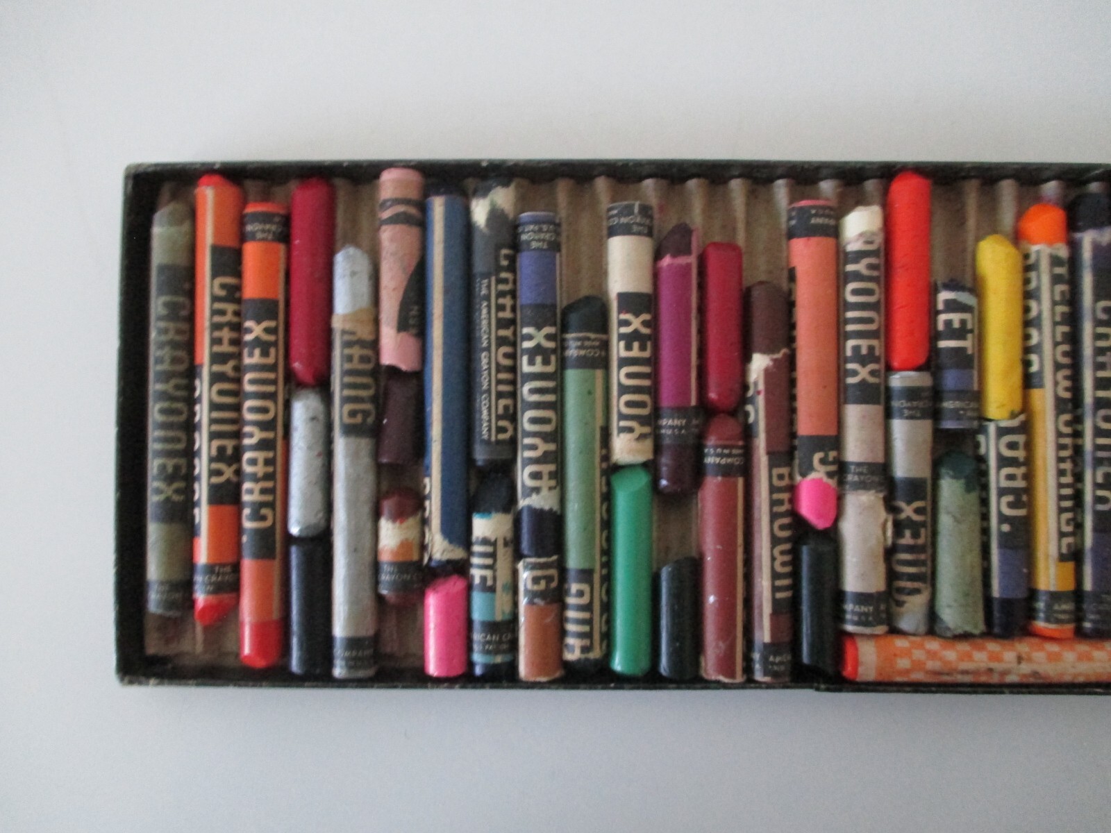 Crayonex 32 Colors No 326 Prang Crayons American Crayons Co. U.S.A ...