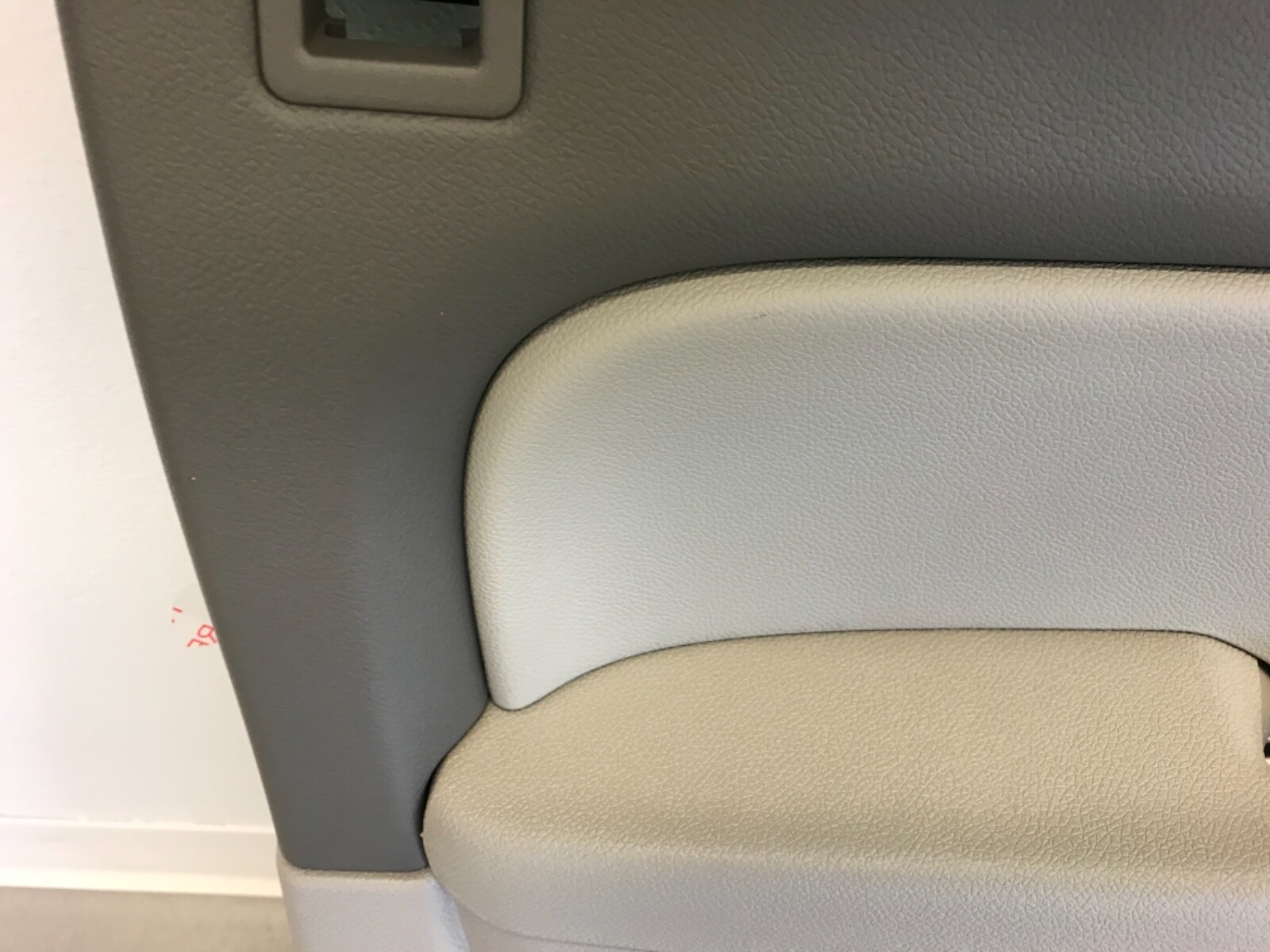 84127286 OEM GM Front Left Door Trim Panel | Titanium | Clips Included ...