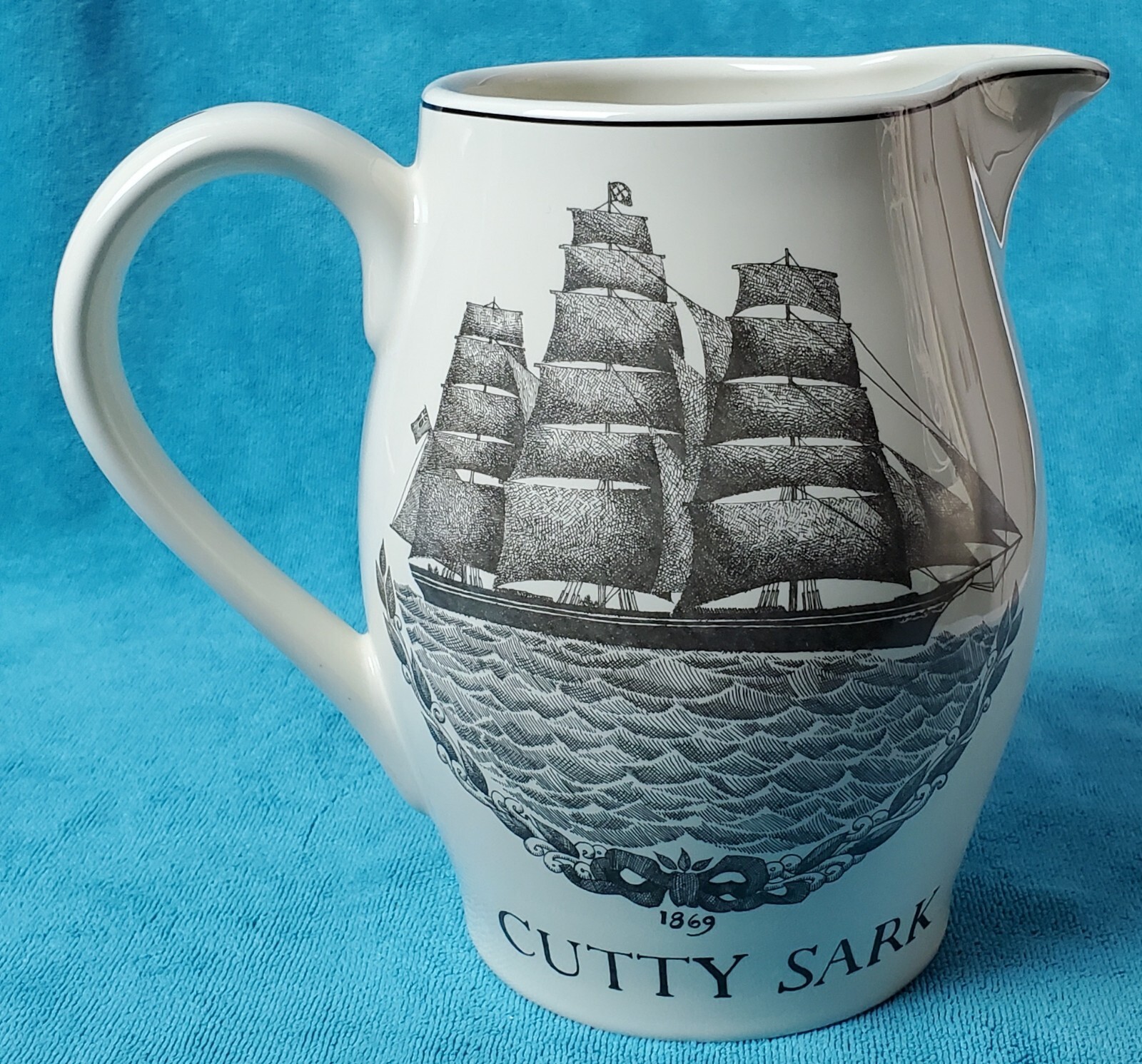 CUTTY SARK Scotch Whiskey Pub Jug Liquor Pitcher FROM SCOTLAND Ship Sea ...
