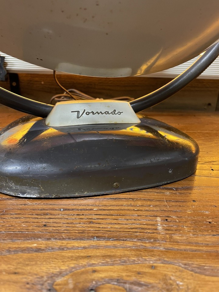 Vintage Vornado Electric Fan 38C3-1 Retro Mid Century Industrial Works ...