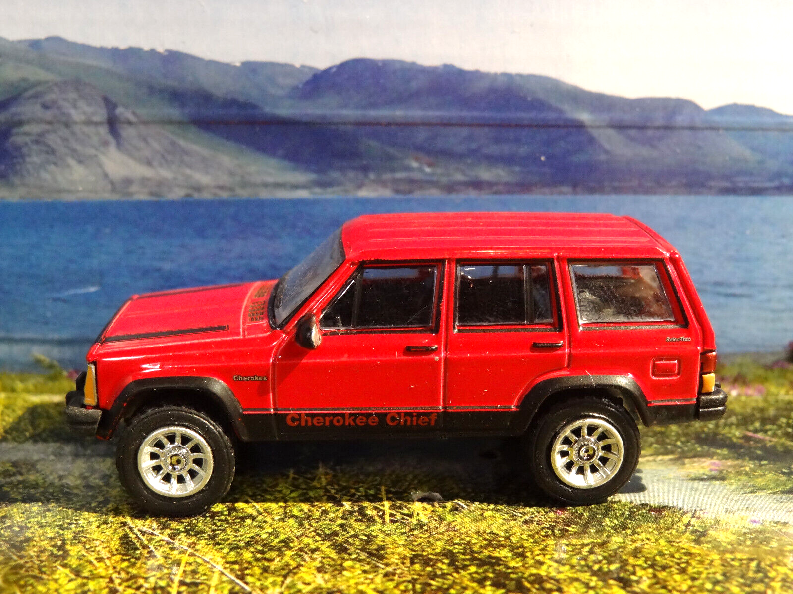 2ND GEN 1984-2001 JEEP CHEROKEE XJ SPORT 1/64 SCALE DIECAST DIORAMA ...