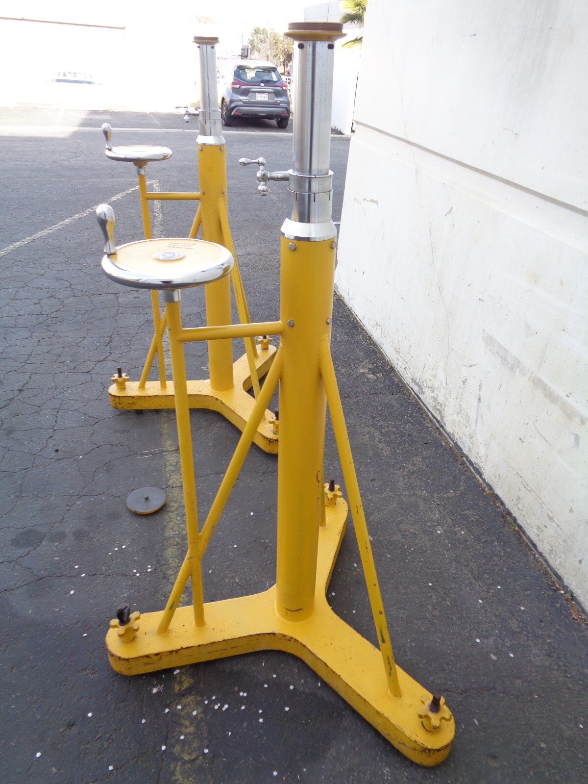 2 Servco Master Stand Metrology Stands 48" Heavy Duty Rolling Tripod ...