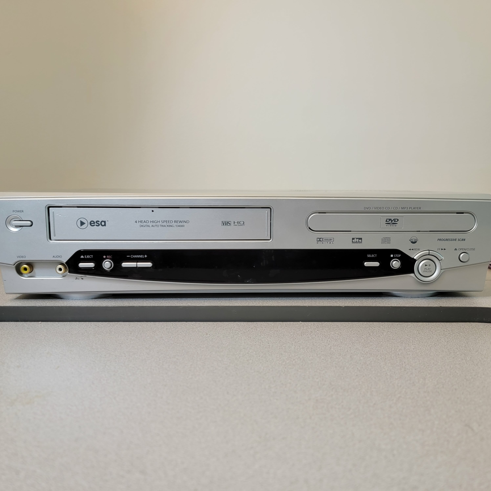 Esa Dvd Player