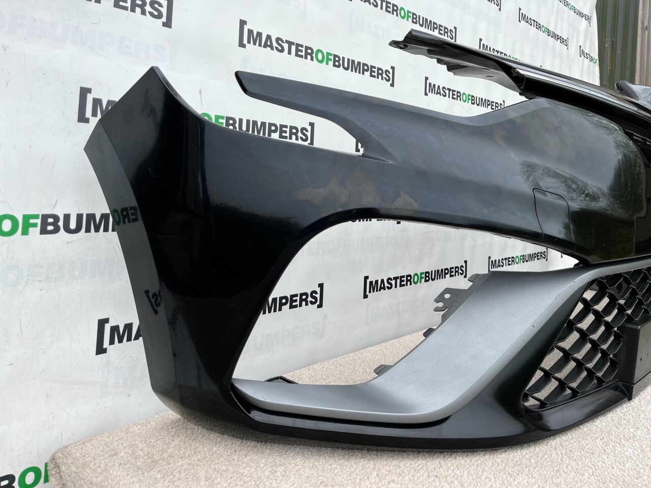 RENAULT CLIO RS LINE MK5 2019-ON FRONT BUMPER GENUINE [R565] | eBay UK
