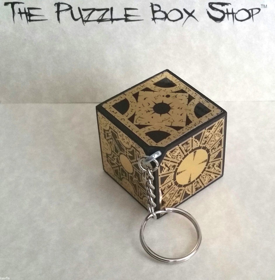 KEY CHAIN HELLRAISER PUZZLE BOX CUBE Foil Face KEYCHAIN PINHEAD NEW ...
