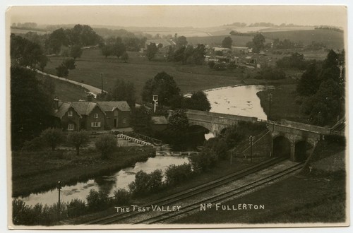 Test Valley Hotel, Bridge & Fullerton Junction Railway Station Photo ...
