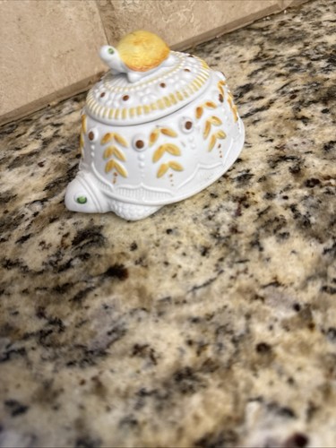 VINTAGE LEFTON TURTLE BOX WITH BABY TURLTLE ON LID | eBay