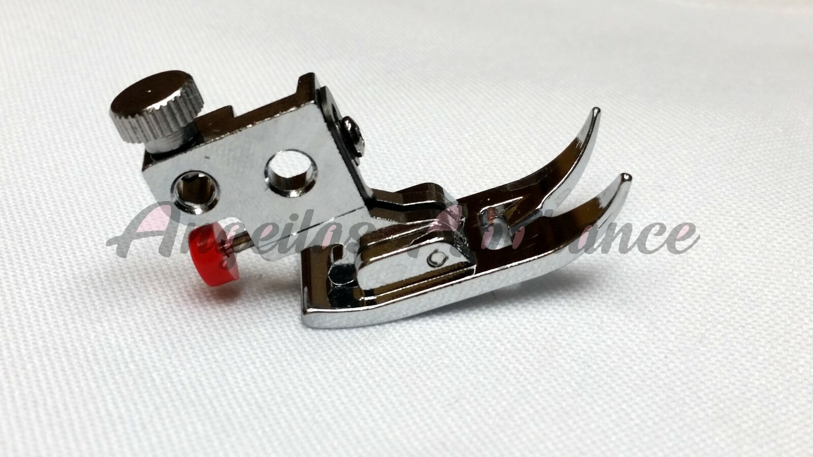 Singer Quantum XL-100 Computerized Machine Bobbins Presser Foot ...