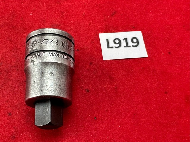 Snap-on 1/2" to 3/8 Drive Reducer Extension Adapter Socket GSAF1E ...