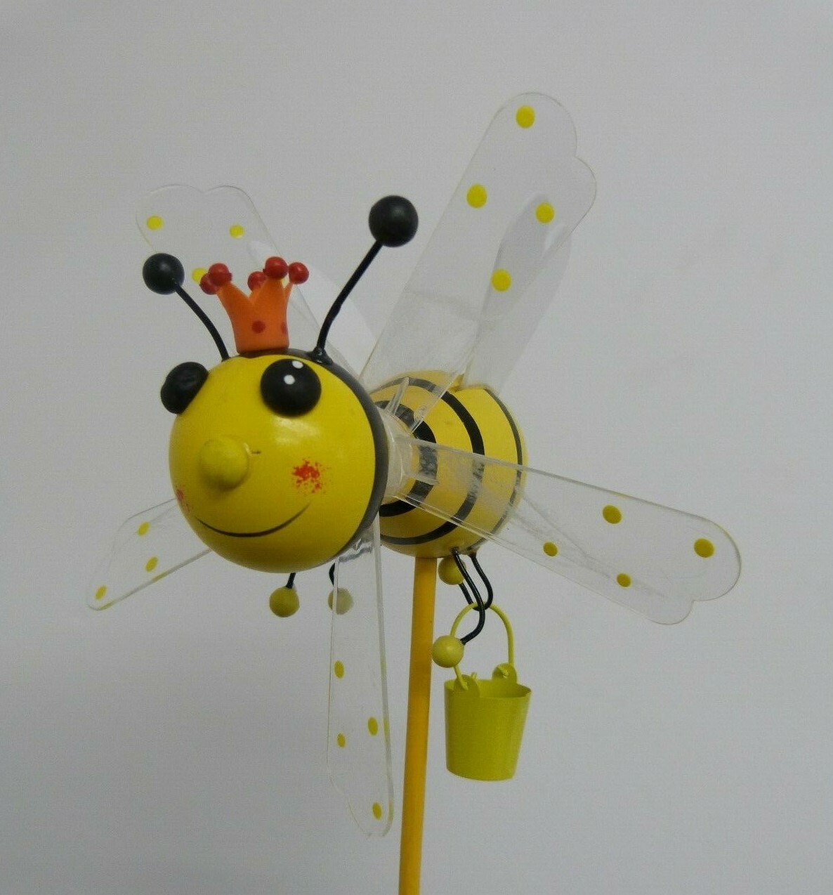 WOODEN HONEY BEE WINDMILL Garden Décor Windmills Different Sizes ...