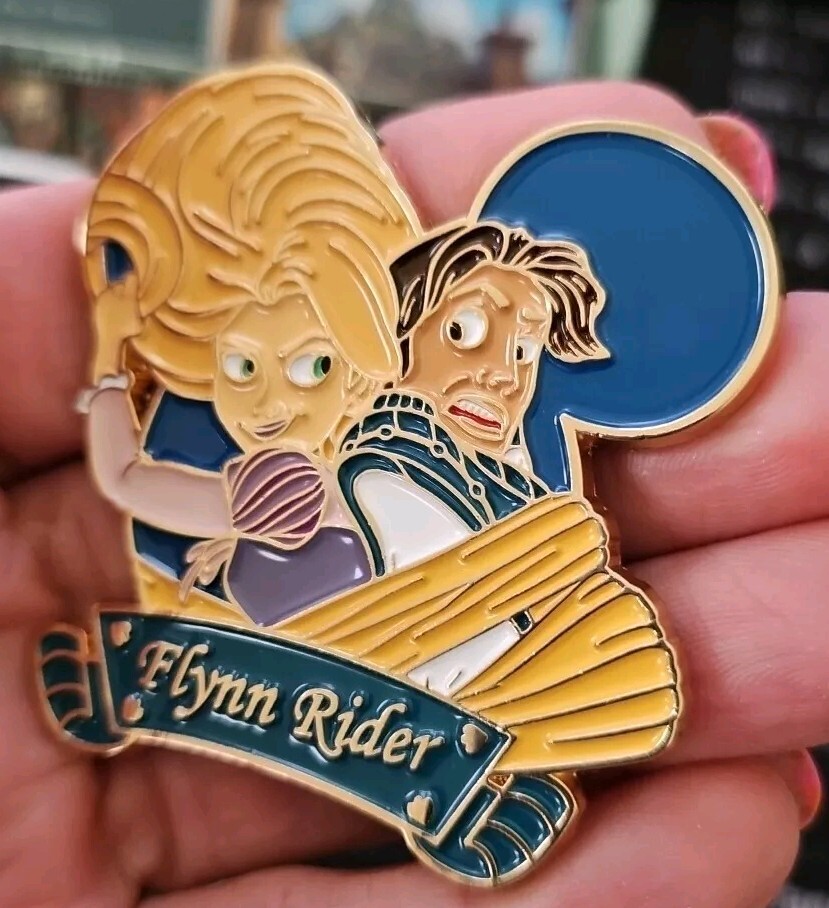 Bradford Exchange Flynn Rider LE Featuring Rapunzel w/Frying Pan ...