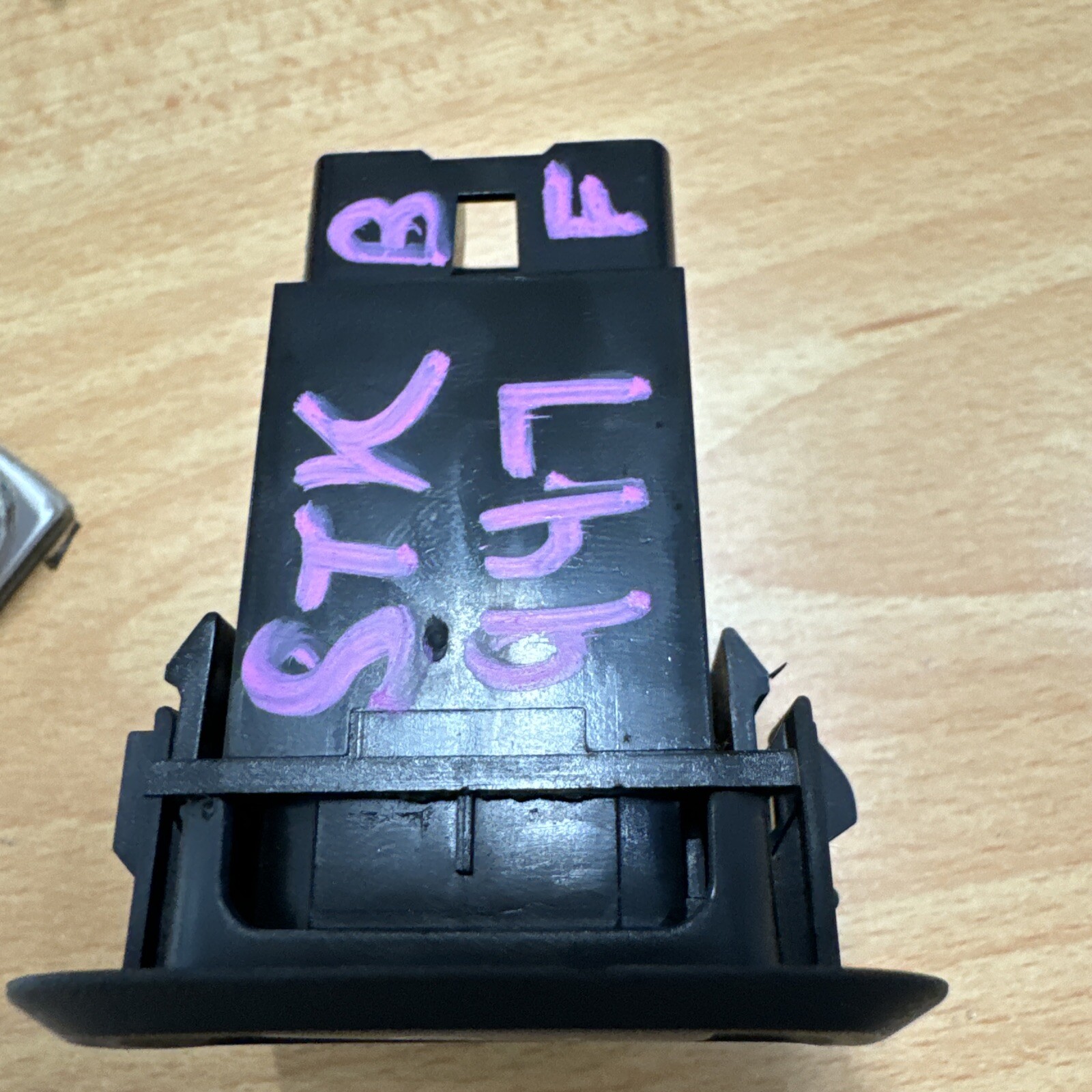 FORD BF TRACTION AND FOG LIGHT CONTROL SWITCH - STK 947 | eBay