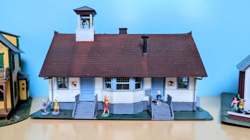 HO SCALE SCHOOL CHURCH HOUSE SET LOT WEATHERED BUILT BUILDING PEOPLE ...