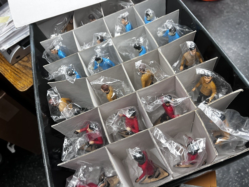 FULL CASE 1991 Star Trek Hamilton PVC Action Figures Incl Display ...