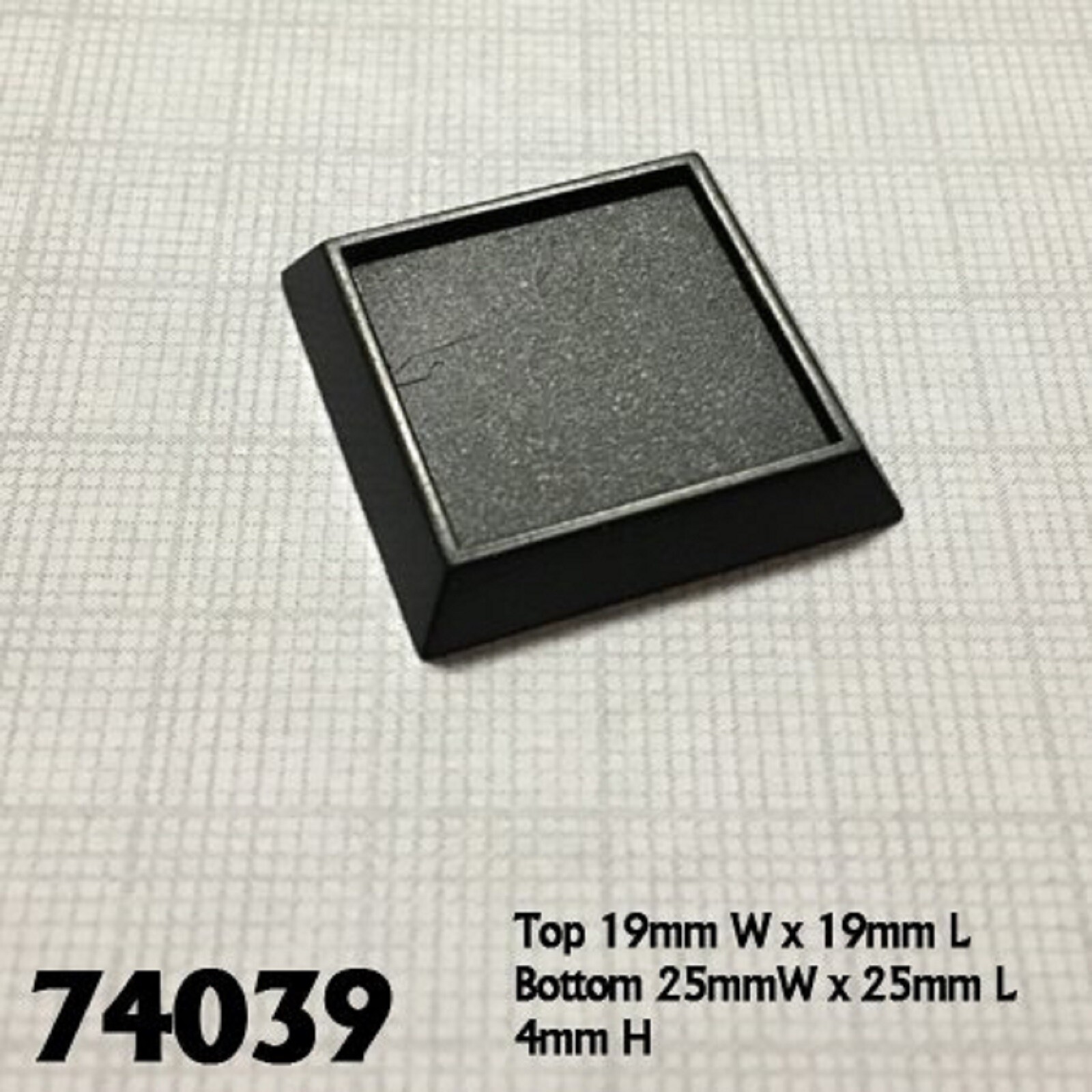 Base Boss 1 INCH SQUARE LIPPED Plastic Gaming Base (20) Reaper Minis ...