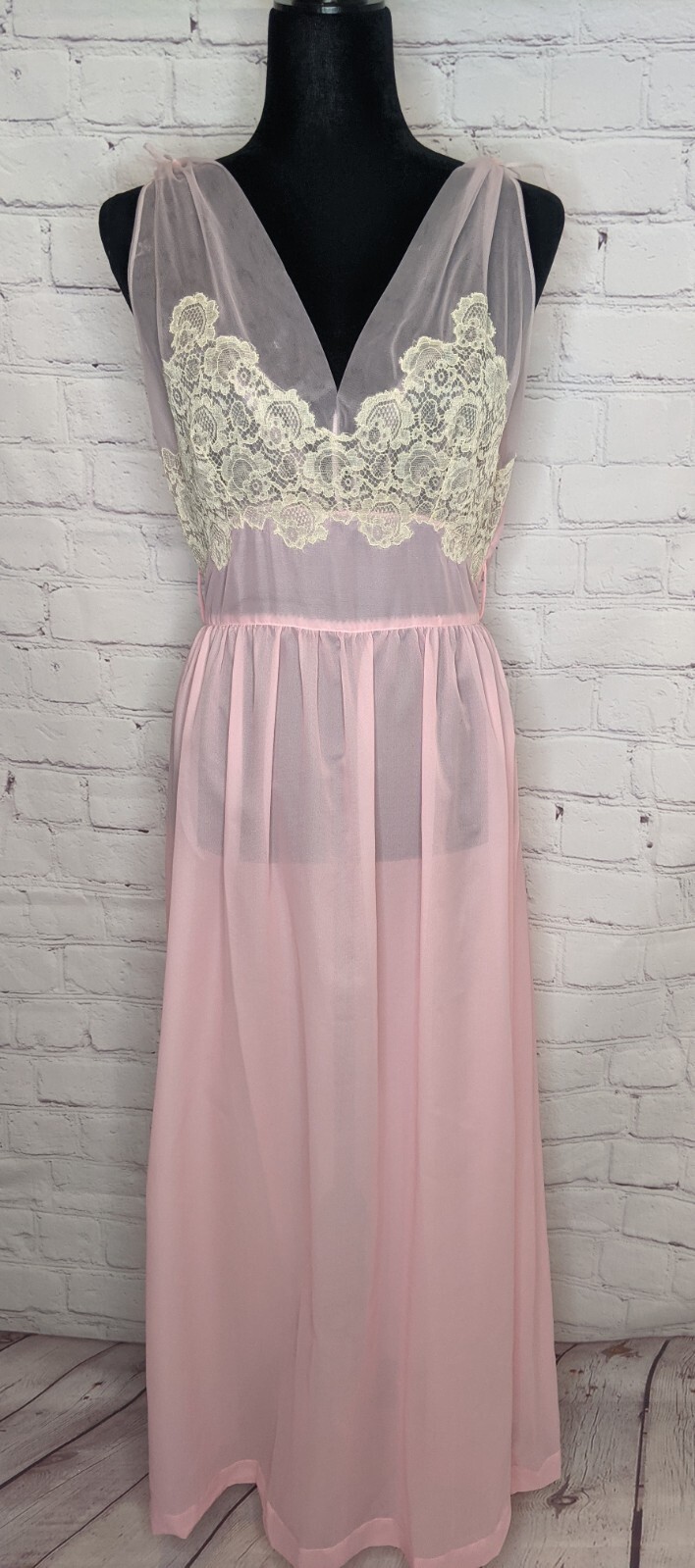 Vintage Godfried Original Ladies Long Pink Sleeveless… - Gem